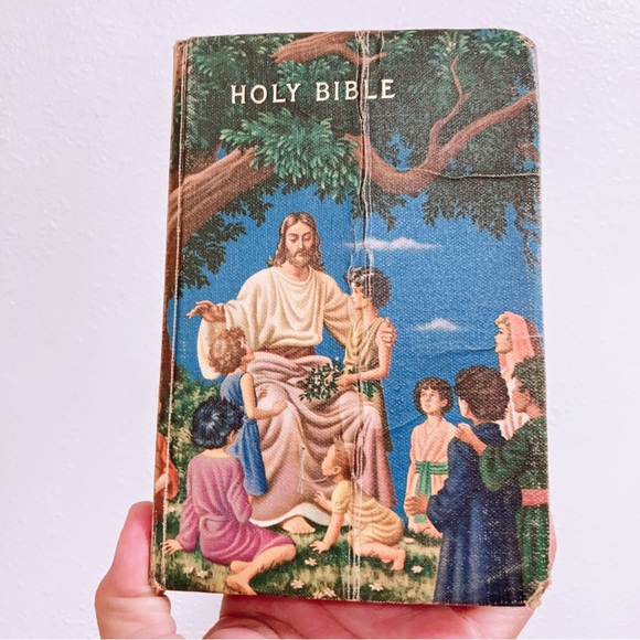 Design | Illustrated Holy Bible Very Pretty Cover And Photos | Poshmark